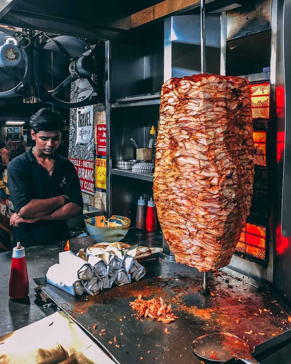 Discover the Best Shawarma Places in Jerusalem for a Mouthwatering ...